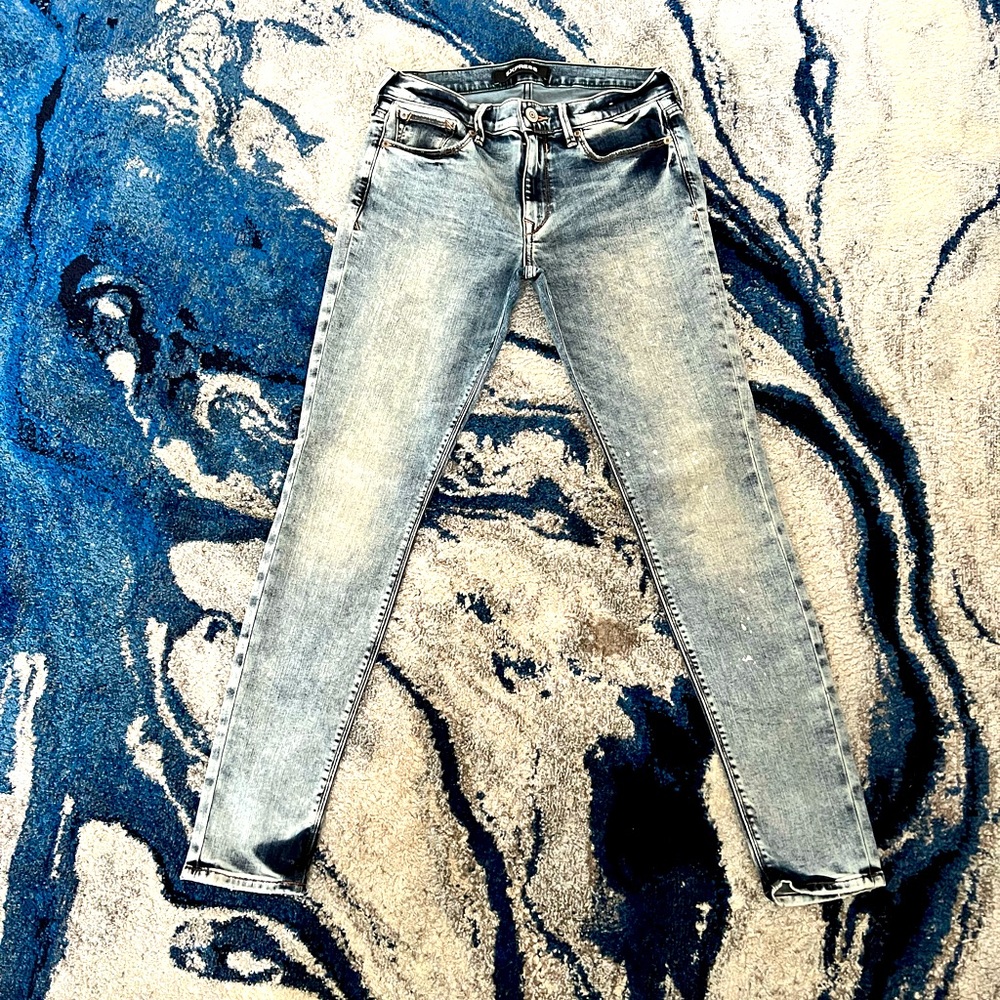 Mid-Rise Paint Splatter Jeans - Gem